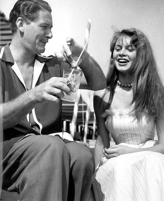 True color of Errol Flynn’s Hair and Eyes « The Errol Flynn Blog