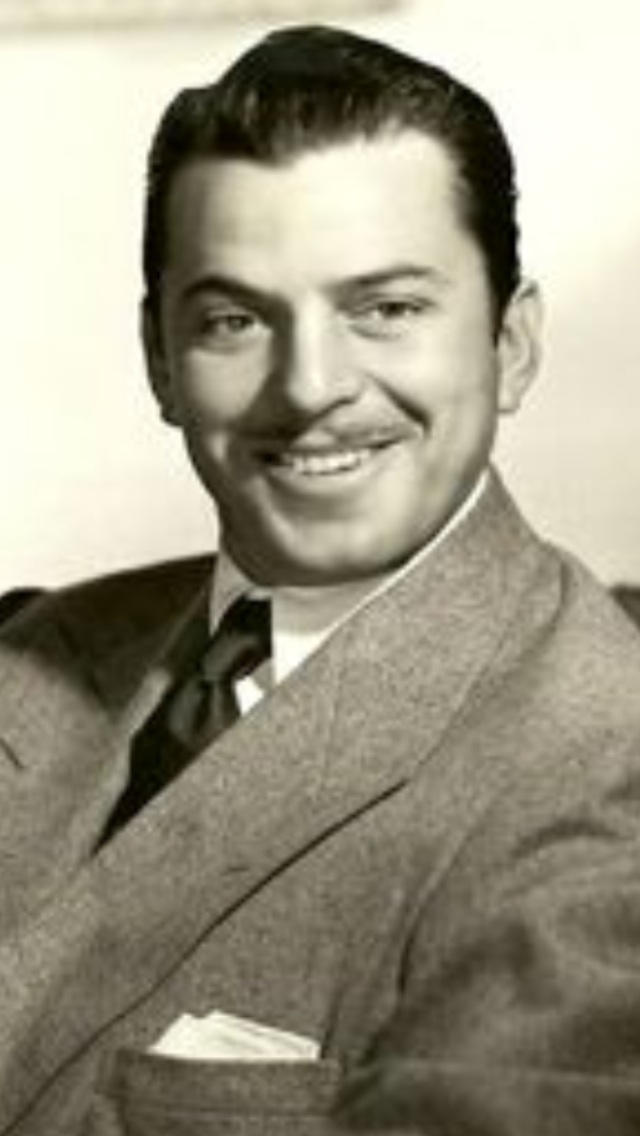 A moust have « The Errol Flynn Blog