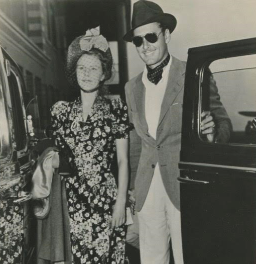 In Come the Flynns « The Errol Flynn Blog