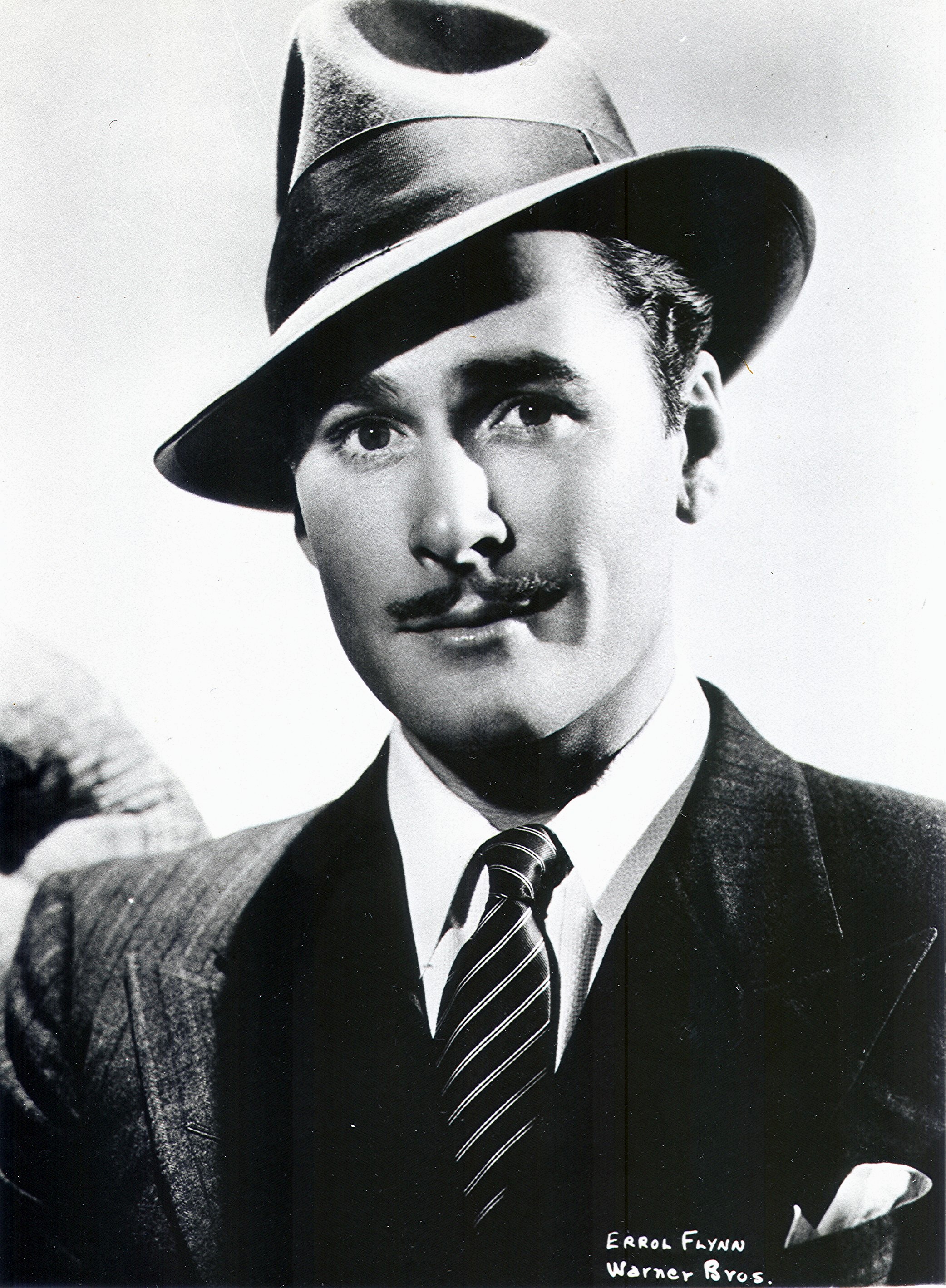 Errol Flynn wearing a fedora « The Errol Flynn Blog