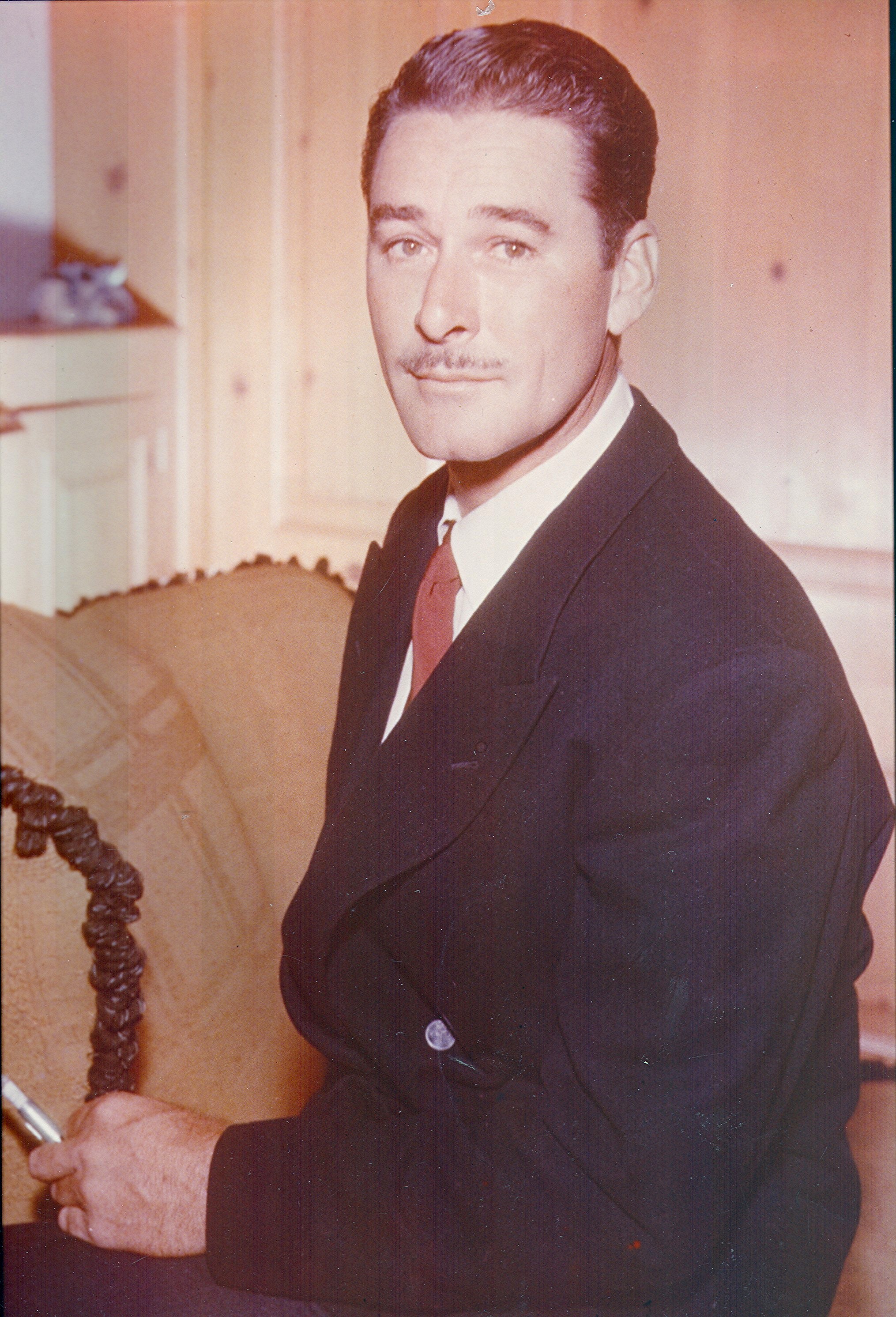 Errol at Mulholland in color | | The Errol Flynn Blog