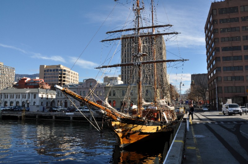 The Windward – Hobart Harbour Cruise! « The Errol Flynn Blog